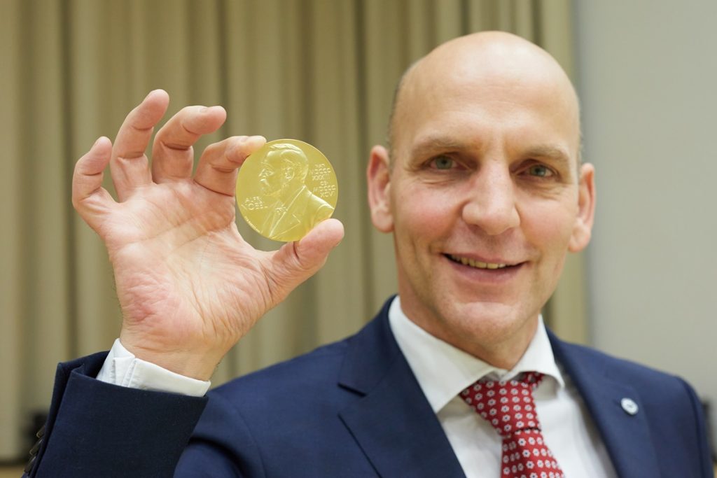 Benjamin List på Nobelprismuseet: Världens viktigaste kemi - Svenska ...